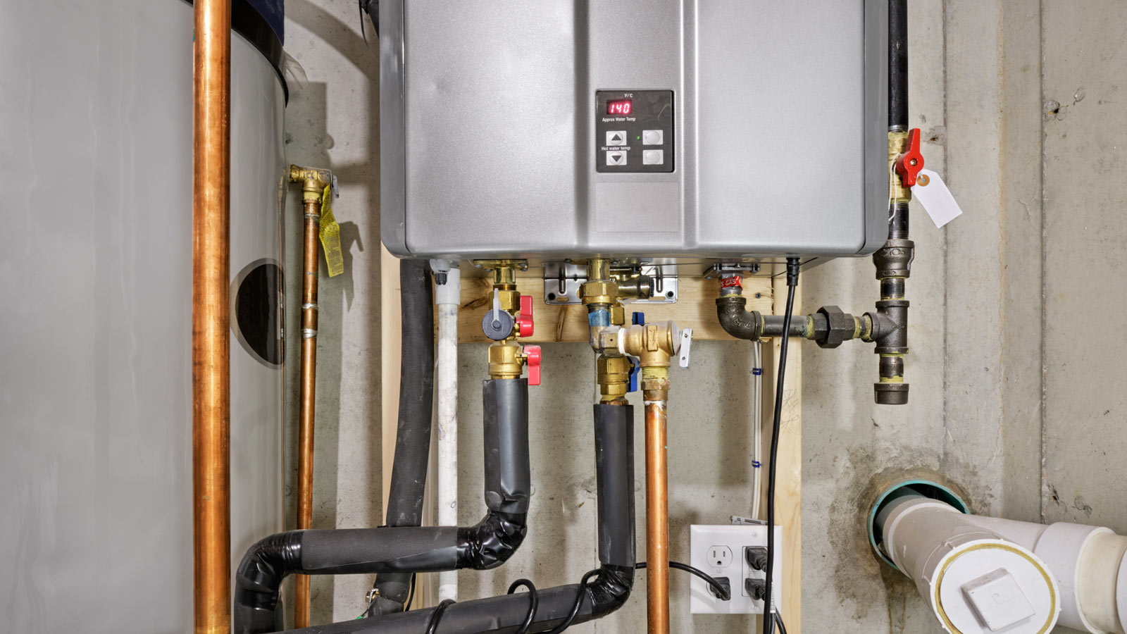 How To Flush Your Tankless Water Heater | King Heating