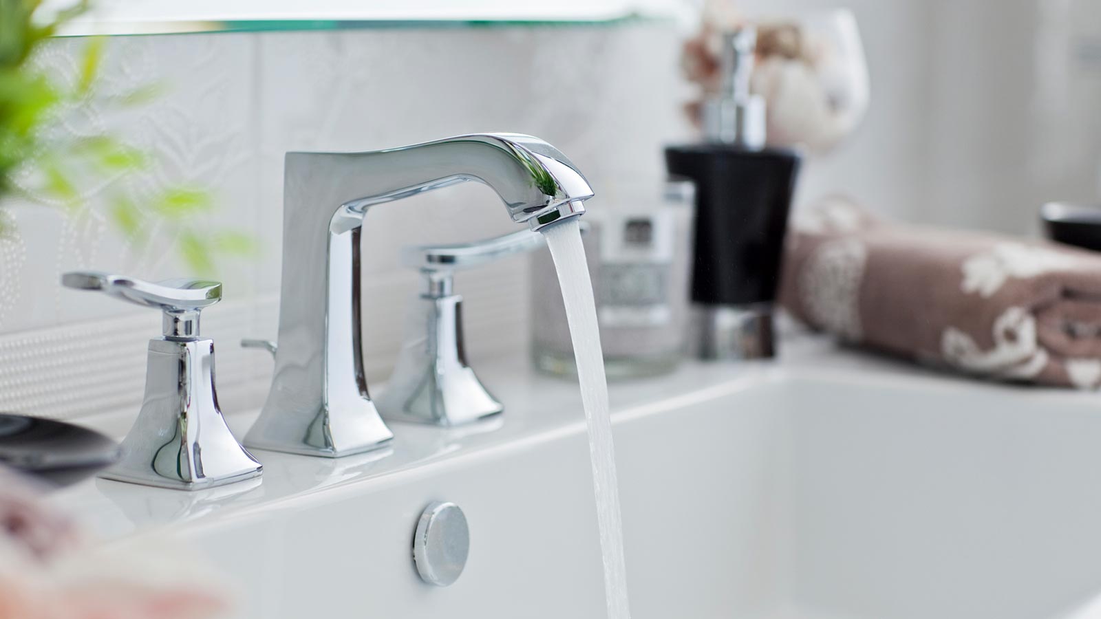 Bathroom Faucets: Types, Repairs & Replacement